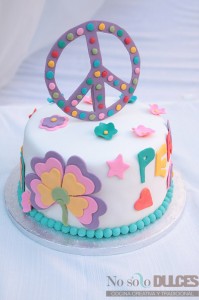 Peace and love: Tarta hippie para celebrar un gran premio